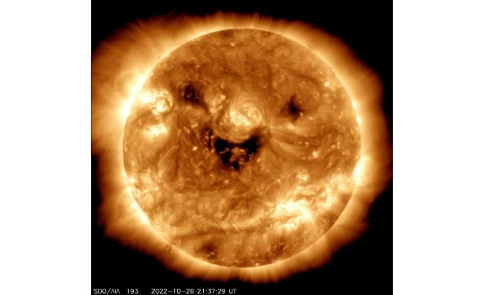 FOTO: „Rază de bucurie”. NASA a surprins o imagine cu Soarele care ...